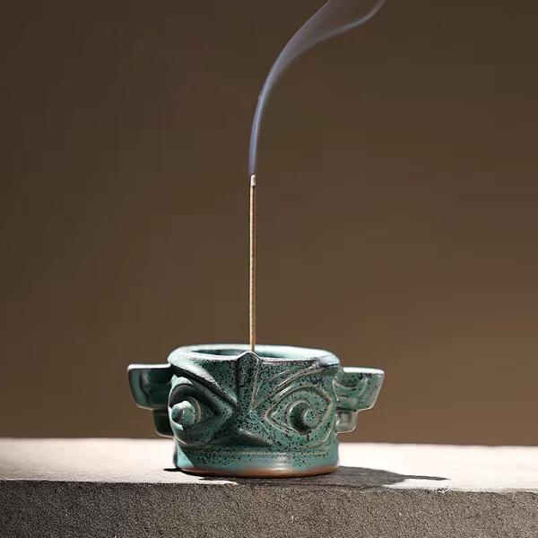 Bronze Age Sanxingdui Bronze Human-shaped Incense Burner | HerbCrafted